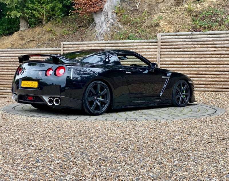 Nissan GT-R 3.8 V6 Black Edition for Sale | AutoClassic24